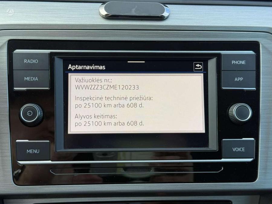 Black Volkswagen Passat 2021 in Vilnius, with an engine capacity of 1.50 L and mileage of 184 thousand km for 13499 €, photo 31 on AUTOMOTO.COM.LV