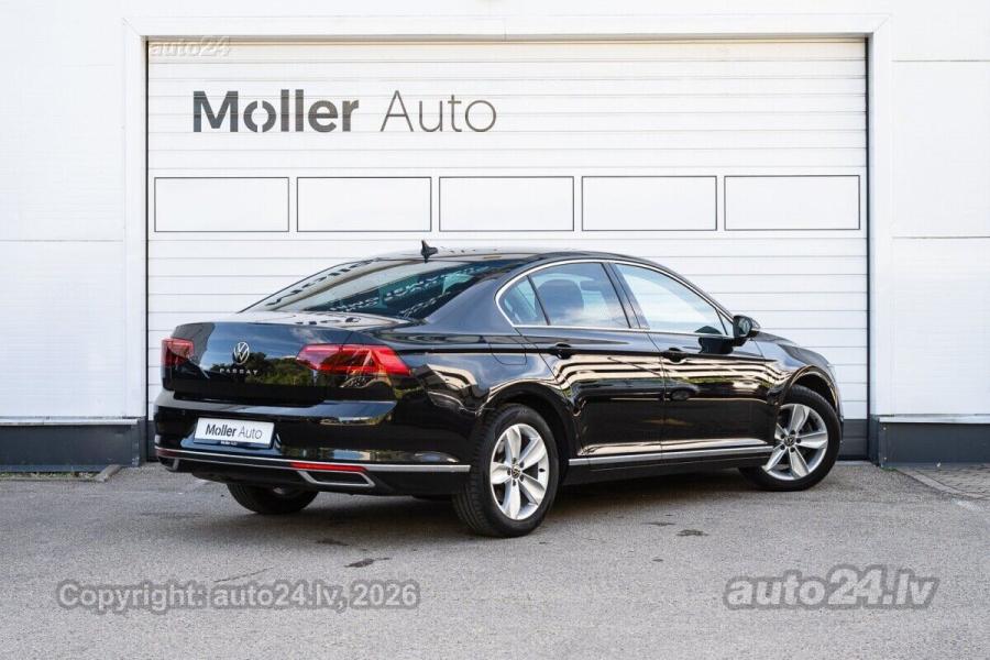 Melns Volkswagen Passat 2022 Rīga, ar dzinēja tilpumu 1.50 L un nobraukumu 103 tūkst. km par 19984 €, foto 4 vietnē AUTOMOTO.COM.LV