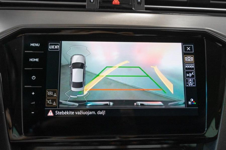 Black Volkswagen Passat 2022 in Vilnius, with an engine capacity of 2.00 L and mileage of 128 thousand km for 23500 €, photo 15 on AUTOMOTO.COM.LV