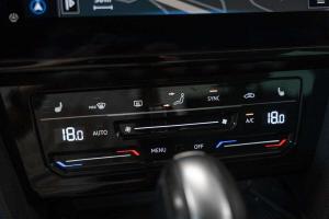 Melns Volkswagen Passat 2022 Viļņa, ar dzinēja tilpumu 2.00 L un nobraukumu 128 tūkst. km par 23500 €, foto 19 vietnē AUTOMOTO.COM.LV