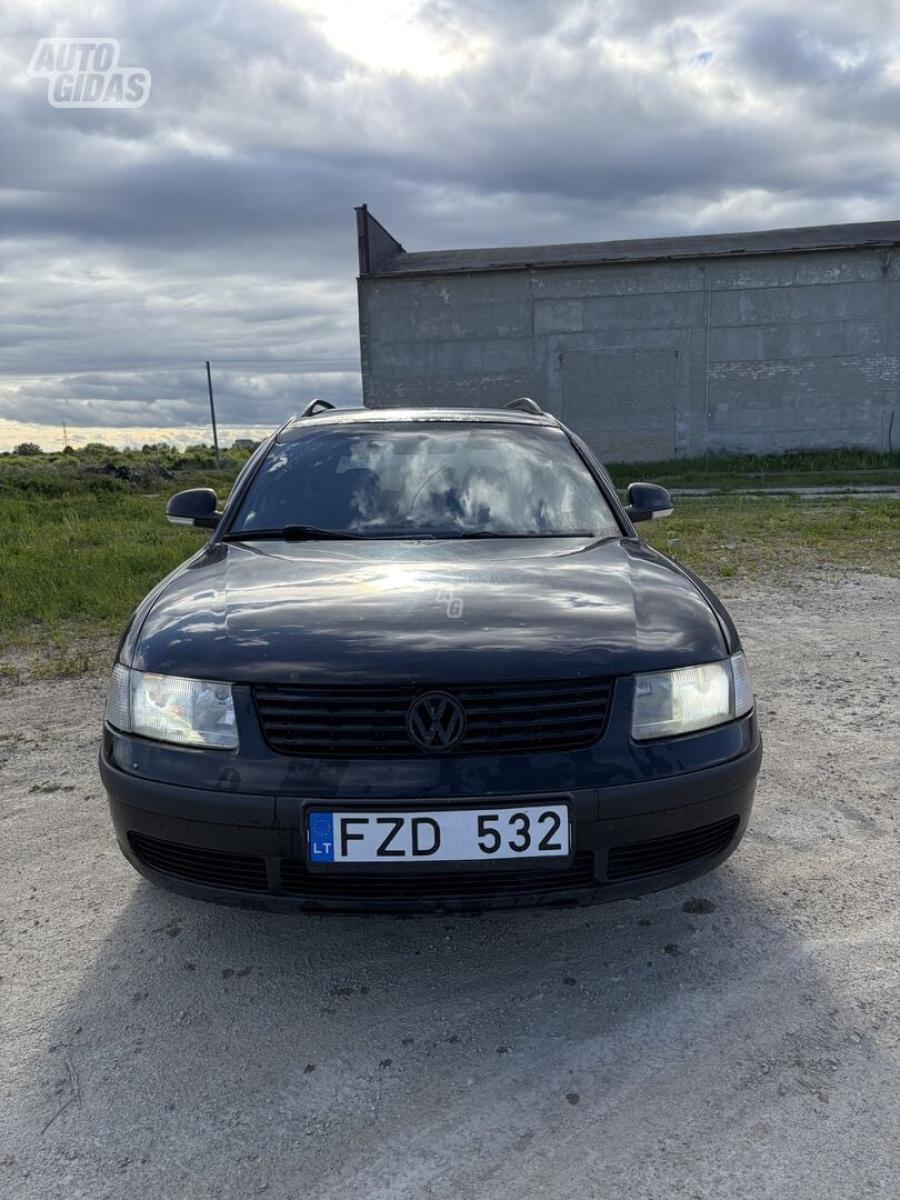 Black Volkswagen Passat 1998 in Vilnius, with an engine capacity of 1.90 L and mileage of 581 thousand km for 1200 €, photo 10 on AUTOMOTO.COM.LV