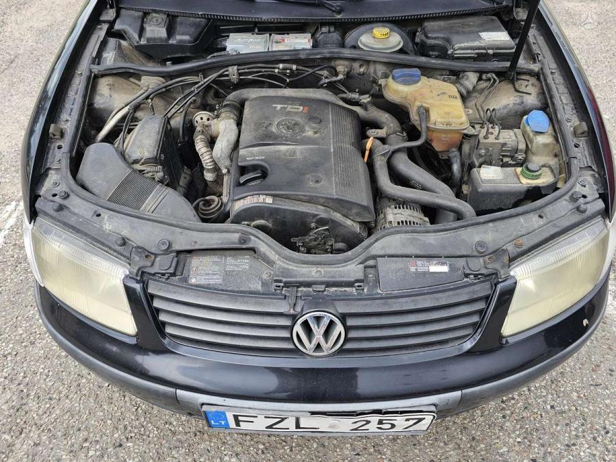 Melns Volkswagen Passat 1998 Utena, ar dzinēja tilpumu 1.90 L un nobraukumu 353 tūkst. km par 300 €, foto 13 vietnē AUTOMOTO.COM.LV