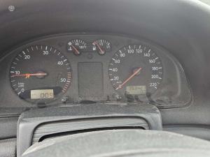 Melns Volkswagen Passat 1998 Utena, ar dzinēja tilpumu 1.90 L un nobraukumu 353 tūkst. km par 300 €, foto 14 vietnē AUTOMOTO.COM.LV