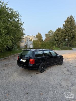 Черный Фольксваген Пассат 1998 в Шальчининкай, объемом двигателя 1.90 л и пробегом 400 тыс. км за 1000 €, фото 3 на AUTOMOTO.COM.LV