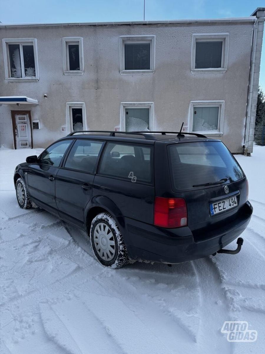 Melns Volkswagen Passat 2000 Klaipėda, ar dzinēja tilpumu 1.90 L un nobraukumu 503 tūkst. km par 850 €, foto 2 vietnē AUTOMOTO.COM.LV