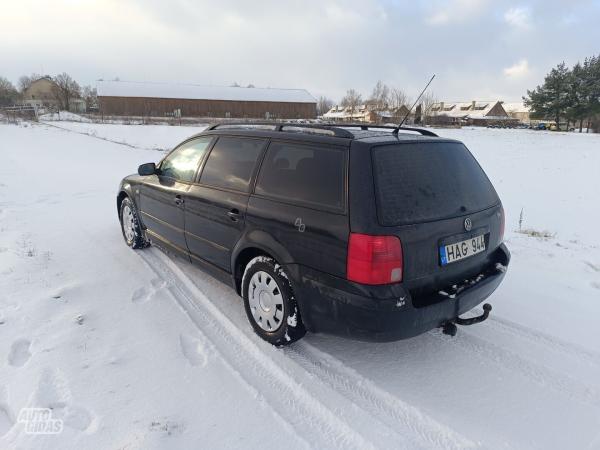 Black Volkswagen Passat 2000 in Marijampole, with an engine capacity of 1.90 L and mileage of 419 thousand km for 1150 €, photo 3 on AUTOMOTO.COM.LV