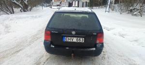 Black Volkswagen Passat 2000 in Vilnius, with an engine capacity of 1.90 L and mileage of 350 thousand km for 1190 €, photo 7 on AUTOMOTO.COM.LV