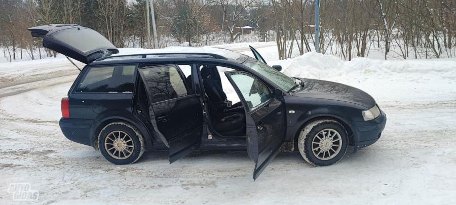 Black Volkswagen Passat 2000 in Vilnius, with an engine capacity of 1.90 L and mileage of 350 thousand km for 1190 €, photo 9 on AUTOMOTO.COM.LV