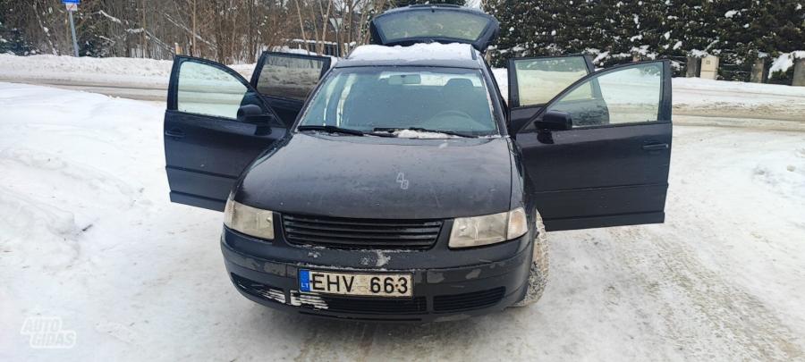 Melns Volkswagen Passat 2000 Viļņa, ar dzinēja tilpumu 1.90 L un nobraukumu 350 tūkst. km par 1190 €, foto 1 vietnē AUTOMOTO.COM.LV