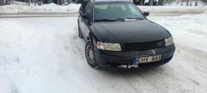 Black Volkswagen Passat 2000 in Vilnius, with an engine capacity of 1.90 L and mileage of 350 thousand km for 1190 €, photo 3 on AUTOMOTO.COM.LV