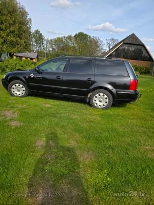 Melns Volkswagen Passat 2000 Elva, ar dzinēja tilpumu 1.90 L un nobraukumu 441 tūkst. km par 1699 €, foto 6 vietnē AUTOMOTO.COM.LV