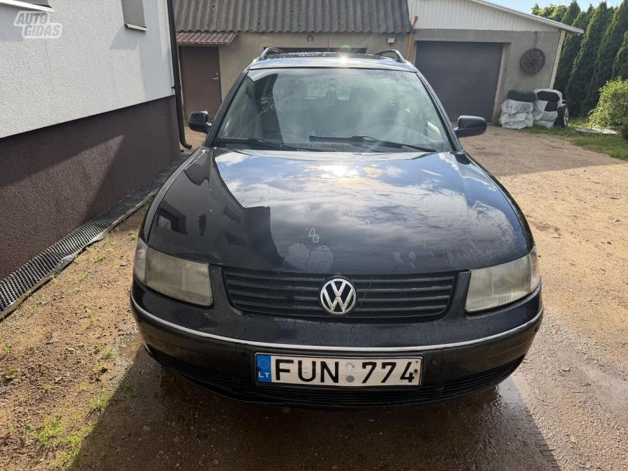 Black Volkswagen Passat 2000 in Vilnius, with an engine capacity of 1.90 L and mileage of 360 thousand km for 460 €, photo 3 on AUTOMOTO.COM.LV