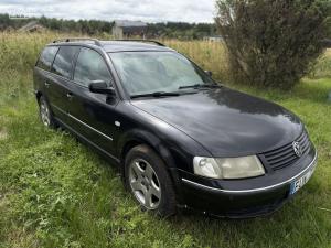Melns Volkswagen Passat 2000 Viļņa, ar dzinēja tilpumu 1.90 L un nobraukumu 360 tūkst. km par 390 €, foto 4 vietnē AUTOMOTO.COM.LV