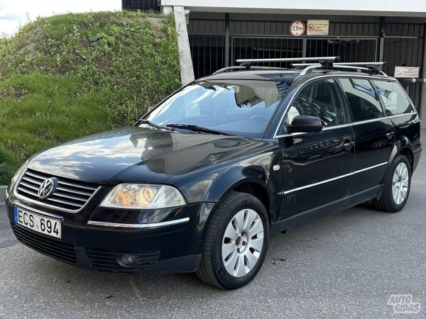 Melns Volkswagen Passat 2000 Viļņa, ar dzinēja tilpumu 1.90 L un nobraukumu 400 tūkst. km par 940 €, foto 1 vietnē AUTOMOTO.COM.LV