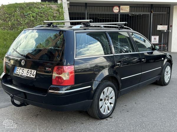Melns Volkswagen Passat 2000 Viļņa, ar dzinēja tilpumu 1.90 L un nobraukumu 400 tūkst. km par 940 €, foto 4 vietnē AUTOMOTO.COM.LV