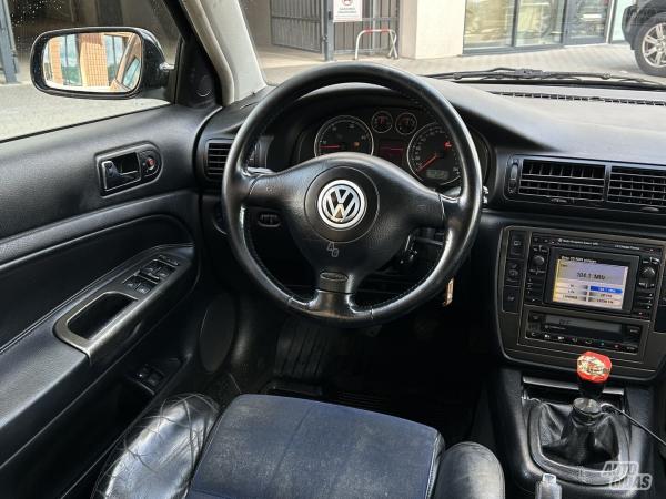 Melns Volkswagen Passat 2000 Viļņa, ar dzinēja tilpumu 1.90 L un nobraukumu 400 tūkst. km par 940 €, foto 10 vietnē AUTOMOTO.COM.LV