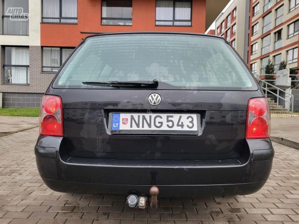 Black Volkswagen Passat 2001 in Vilnius, with an engine capacity of 1.90 L and mileage of 400 thousand km for 1150 €, photo 7 on AUTOMOTO.COM.LV