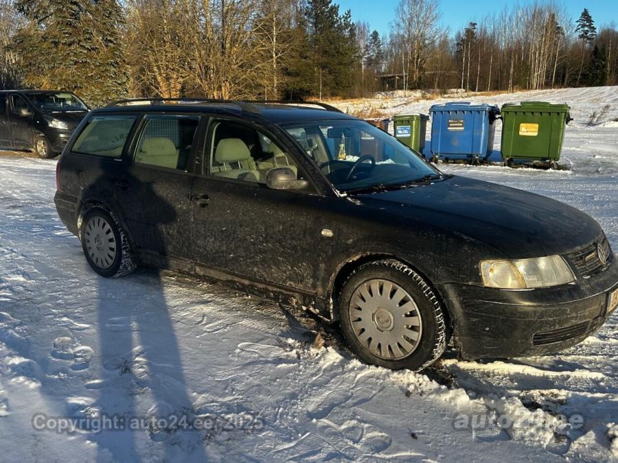 Melns Volkswagen Passat 2001 Tallina, ar dzinēja tilpumu 1.90 L un nobraukumu 361 tūkst. km par 1600 €, foto 5 vietnē AUTOMOTO.COM.LV
