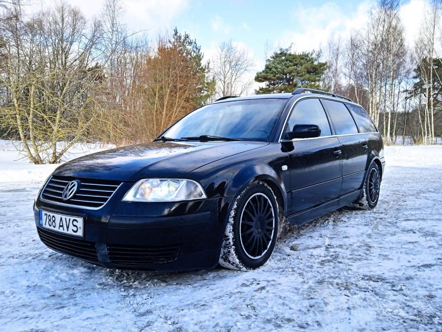 Melns Volkswagen Passat 2001 Tallina, ar dzinēja tilpumu 1.80 L un nobraukumu 330 tūkst. km par 1990 €, foto 1 vietnē AUTOMOTO.COM.LV