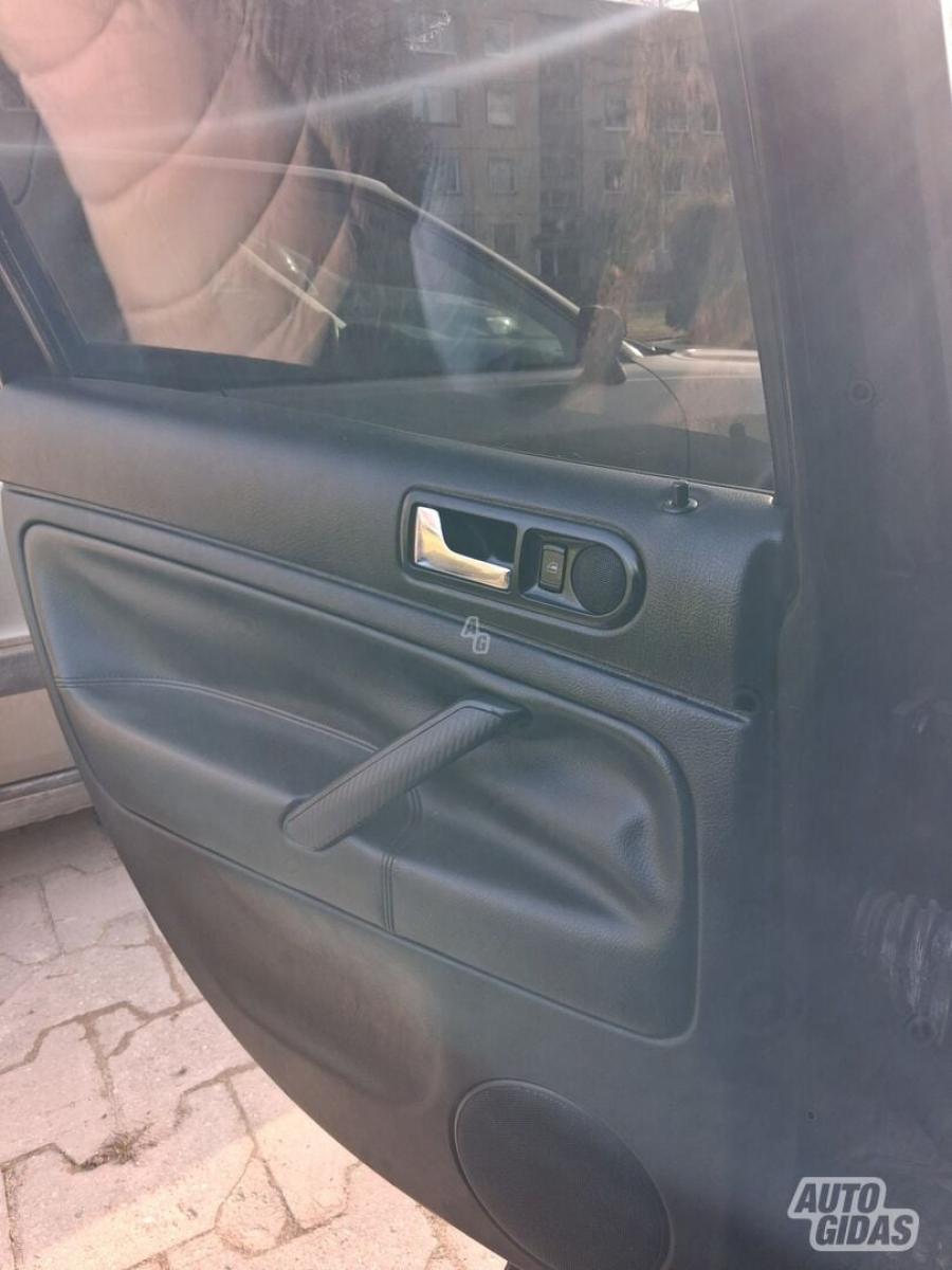 Melns Volkswagen Passat 2001 Ignalina, ar dzinēja tilpumu 1.90 L un nobraukumu 342 tūkst. km par 1790 €, foto 13 vietnē AUTOMOTO.COM.LV