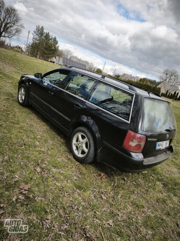 Melns Volkswagen Passat 2001 Prienai, ar dzinēja tilpumu 1.90 L un nobraukumu 333 tūkst. km par 1300 €, foto 6 vietnē AUTOMOTO.COM.LV