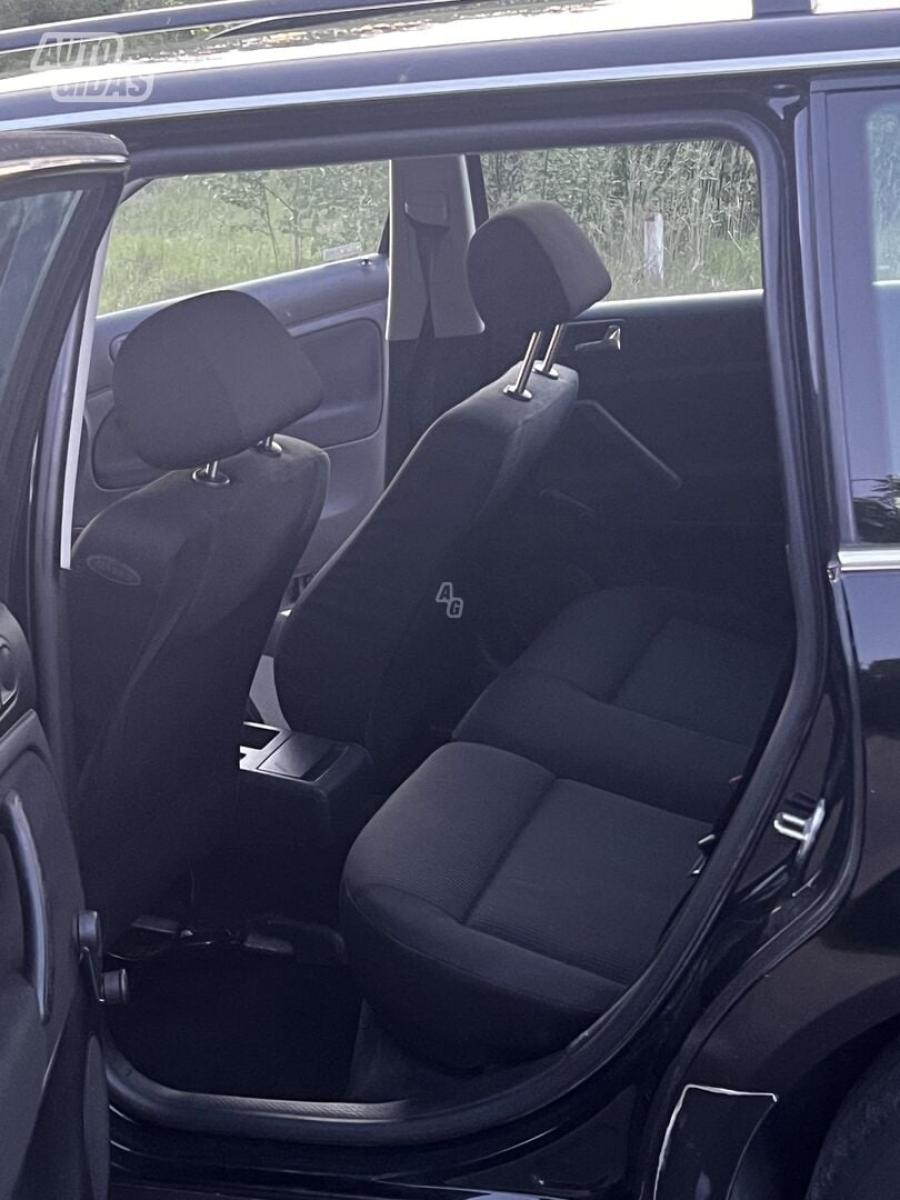 Melns Volkswagen Passat 2001 Kauņa, ar dzinēja tilpumu 2.00 L un nobraukumu 292 tūkst. km par 1790 €, foto 10 vietnē AUTOMOTO.COM.LV