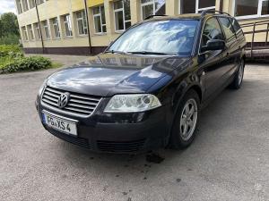 Black Volkswagen Passat 2001 in Vilnius, with an engine capacity of 1.90 L and mileage of 290 thousand km for 2500 €, photo 3 on AUTOMOTO.COM.LV