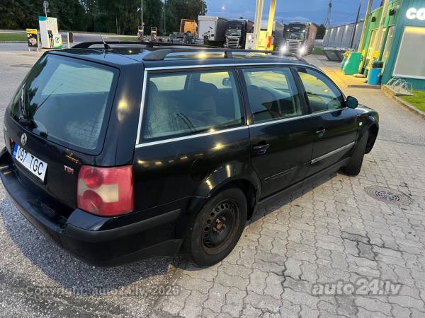 Black Volkswagen Passat 2001 in Tartu, with an engine capacity of 1.90 L and mileage of 0 thousand km for 1000 €, photo 10 on AUTOMOTO.COM.LV