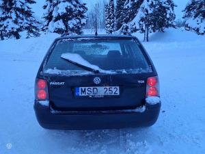 Melns Volkswagen Passat 2002 Plungė, ar dzinēja tilpumu 1.90 L un nobraukumu 342 tūkst. km par 1450 €, foto 4 vietnē AUTOMOTO.COM.LV
