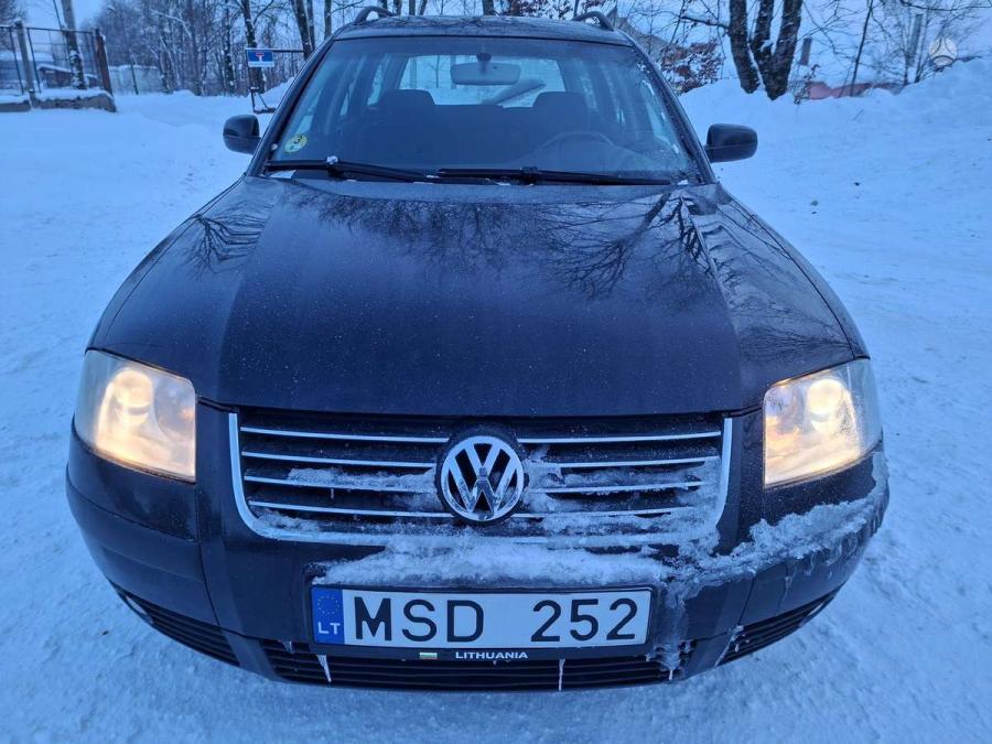 Melns Volkswagen Passat 2002 Plungė, ar dzinēja tilpumu 1.90 L un nobraukumu 342 tūkst. km par 1450 €, foto 8 vietnē AUTOMOTO.COM.LV