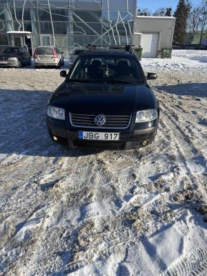 Melns Volkswagen Passat 2002 Kauņa, ar dzinēja tilpumu 1.90 L un nobraukumu 330 tūkst. km par 1550 €, foto  vietnē AUTOMOTO.COM.LV