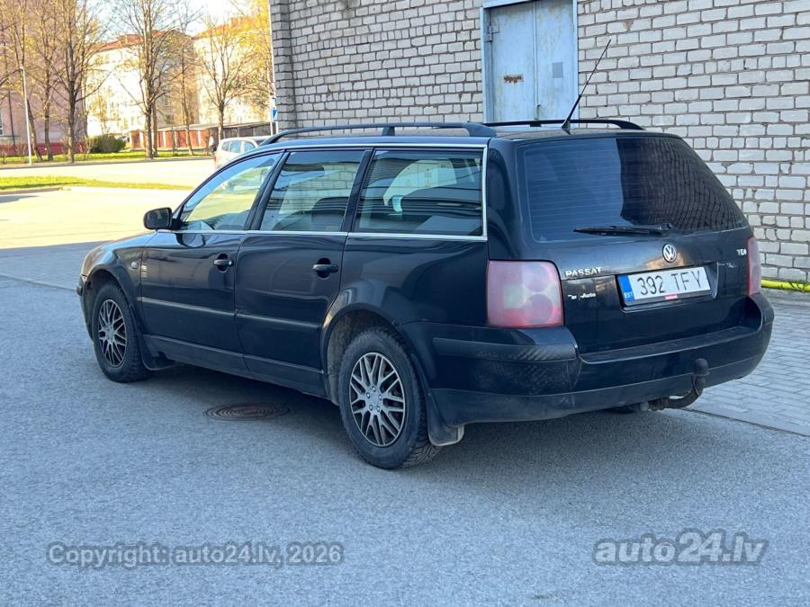 Melns Volkswagen Passat 2002 Narva, ar dzinēja tilpumu 1.90 L un nobraukumu 449 tūkst. km par 599 €, foto 11 vietnē AUTOMOTO.COM.LV