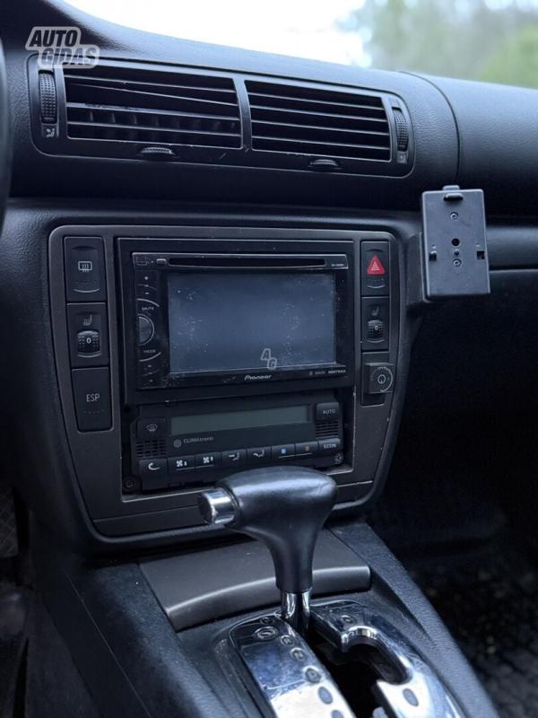 Melns Volkswagen Passat 2002 Viļņa, ar dzinēja tilpumu 2.80 L un nobraukumu 367 tūkst. km par 1450 €, foto 8 vietnē AUTOMOTO.COM.LV