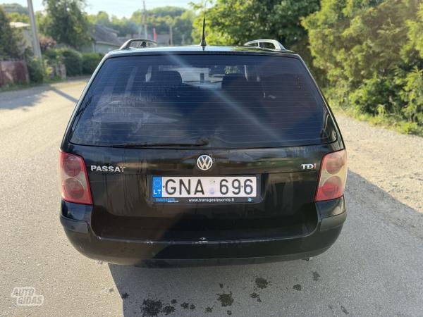 Black Volkswagen Passat 2002 in Kaunas, with an engine capacity of 1.90 L and mileage of 399 thousand km for 750 €, photo 6 on AUTOMOTO.COM.LV