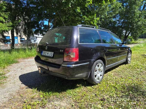 Melns Volkswagen Passat 2002 Tallina, ar dzinēja tilpumu 2.50 L un nobraukumu 423 tūkst. km par 650 €, foto 6 vietnē AUTOMOTO.COM.LV