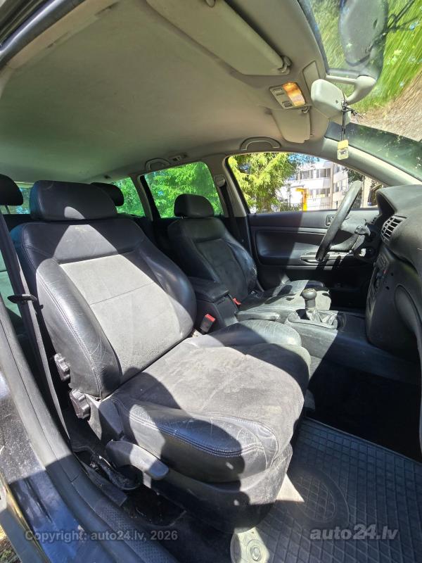 Melns Volkswagen Passat 2002 Tallina, ar dzinēja tilpumu 2.50 L un nobraukumu 423 tūkst. km par 650 €, foto 7 vietnē AUTOMOTO.COM.LV