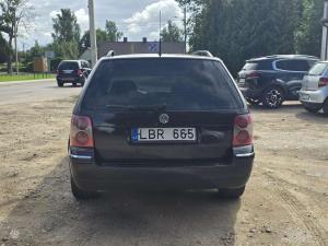Melns Volkswagen Passat 2002 Vilkaviškis, ar dzinēja tilpumu 2.50 L un nobraukumu 440 tūkst. km par 950 €, foto 6 vietnē AUTOMOTO.COM.LV