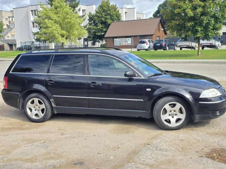 Melns Volkswagen Passat 2002 Vilkaviškis, ar dzinēja tilpumu 2.50 L un nobraukumu 440 tūkst. km par 950 €, foto 9 vietnē AUTOMOTO.COM.LV