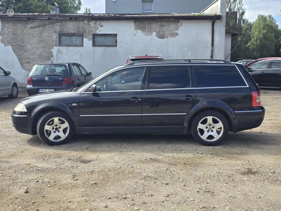 Melns Volkswagen Passat 2002 Vilkaviškis, ar dzinēja tilpumu 2.50 L un nobraukumu 440 tūkst. km par 950 €, foto 10 vietnē AUTOMOTO.COM.LV