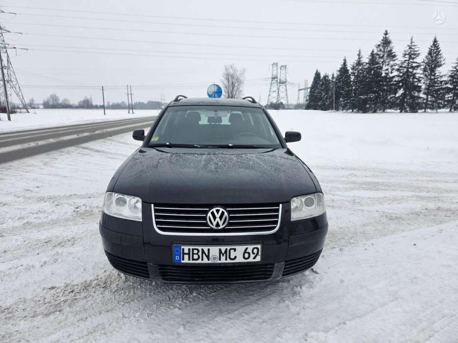 Melns Volkswagen Passat 2003 Panevēža, ar dzinēja tilpumu 1.90 L un nobraukumu 188 tūkst. km par 2450 €, foto 4 vietnē AUTOMOTO.COM.LV