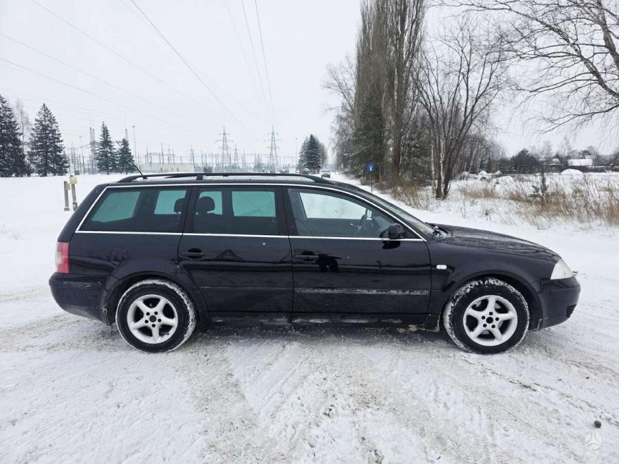 Melns Volkswagen Passat 2003 Panevēža, ar dzinēja tilpumu 1.90 L un nobraukumu 188 tūkst. km par 2450 €, foto 8 vietnē AUTOMOTO.COM.LV