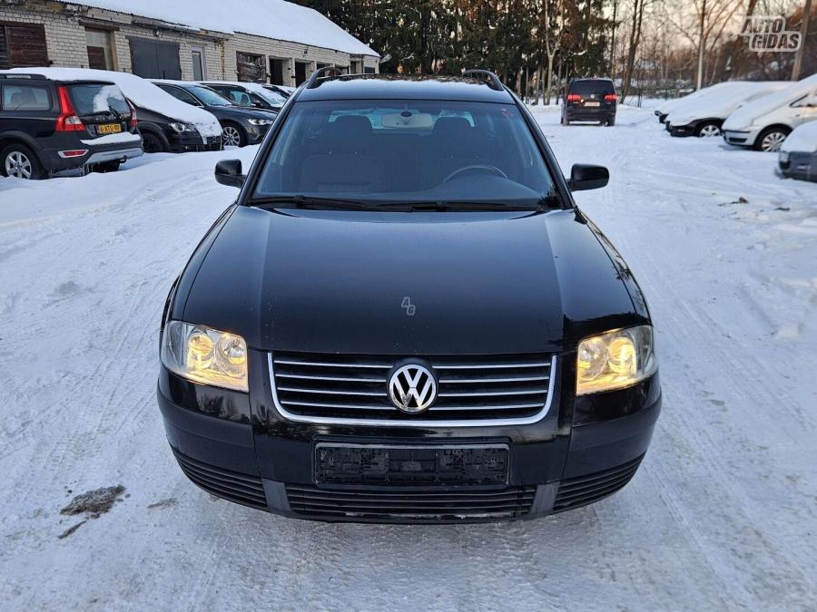 Melns Volkswagen Passat 2003 Širvintos, ar dzinēja tilpumu 1.90 L un nobraukumu 271 tūkst. km par 3100 €, foto 2 vietnē AUTOMOTO.COM.LV
