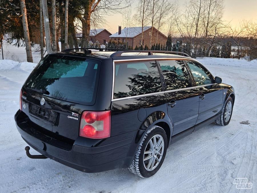 Melns Volkswagen Passat 2003 Širvintos, ar dzinēja tilpumu 1.90 L un nobraukumu 271 tūkst. km par 3100 €, foto 6 vietnē AUTOMOTO.COM.LV