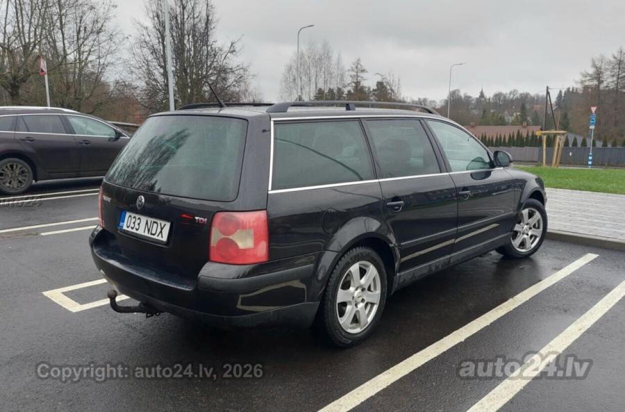 Black Volkswagen Passat 2003 in Tallinn, with an engine capacity of 1.90 L and mileage of 322 thousand km for 3500 €, photo 3 on AUTOMOTO.COM.LV