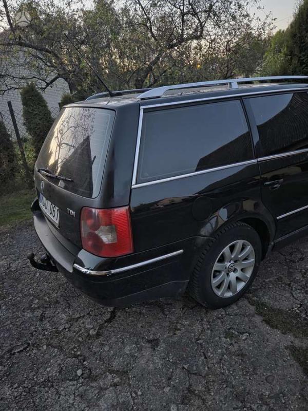Черный Фольксваген Пассат 2003 в Шяуляй, объемом двигателя 1.90 л и пробегом 301 тыс. км за 2200 €, фото 8 на AUTOMOTO.COM.LV