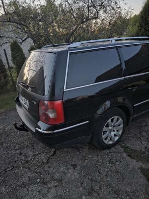 Black Volkswagen Passat 2003 in Siauliai, with an engine capacity of 1.90 L and mileage of 301 thousand km for 2200 €, photo 9 on AUTOMOTO.COM.LV