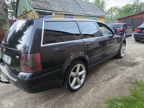 Black Volkswagen Passat 2003 in Plunge, with an engine capacity of 1.90 L and mileage of 306 thousand km for 1250 €, photo 4 on AUTOMOTO.COM.LV