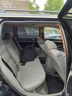 Melns Volkswagen Passat 2003 Plungė, ar dzinēja tilpumu 1.90 L un nobraukumu 306 tūkst. km par 1250 €, foto 6 vietnē AUTOMOTO.COM.LV