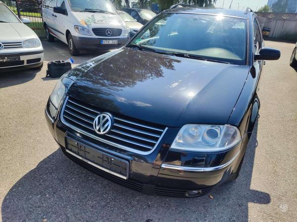 Black Volkswagen Passat 2003 in Marijampole, with an engine capacity of 1.90 L and mileage of 315 thousand km for 1799 €, photo 3 on AUTOMOTO.COM.LV