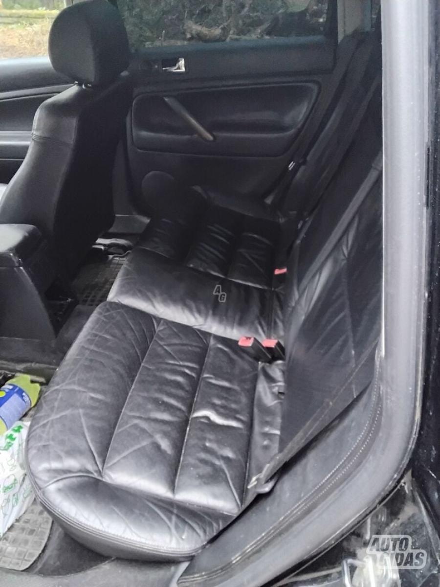Melns Volkswagen Passat 2003 Utena, ar dzinēja tilpumu 1.90 L un nobraukumu 390 tūkst. km par 1750 €, foto 8 vietnē AUTOMOTO.COM.LV